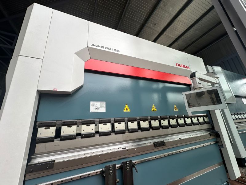 DURMAZLAR | AD-S 30135 | DURMA AD-S 30135 (3100 x 135 TON, 6 MM) CNC ...